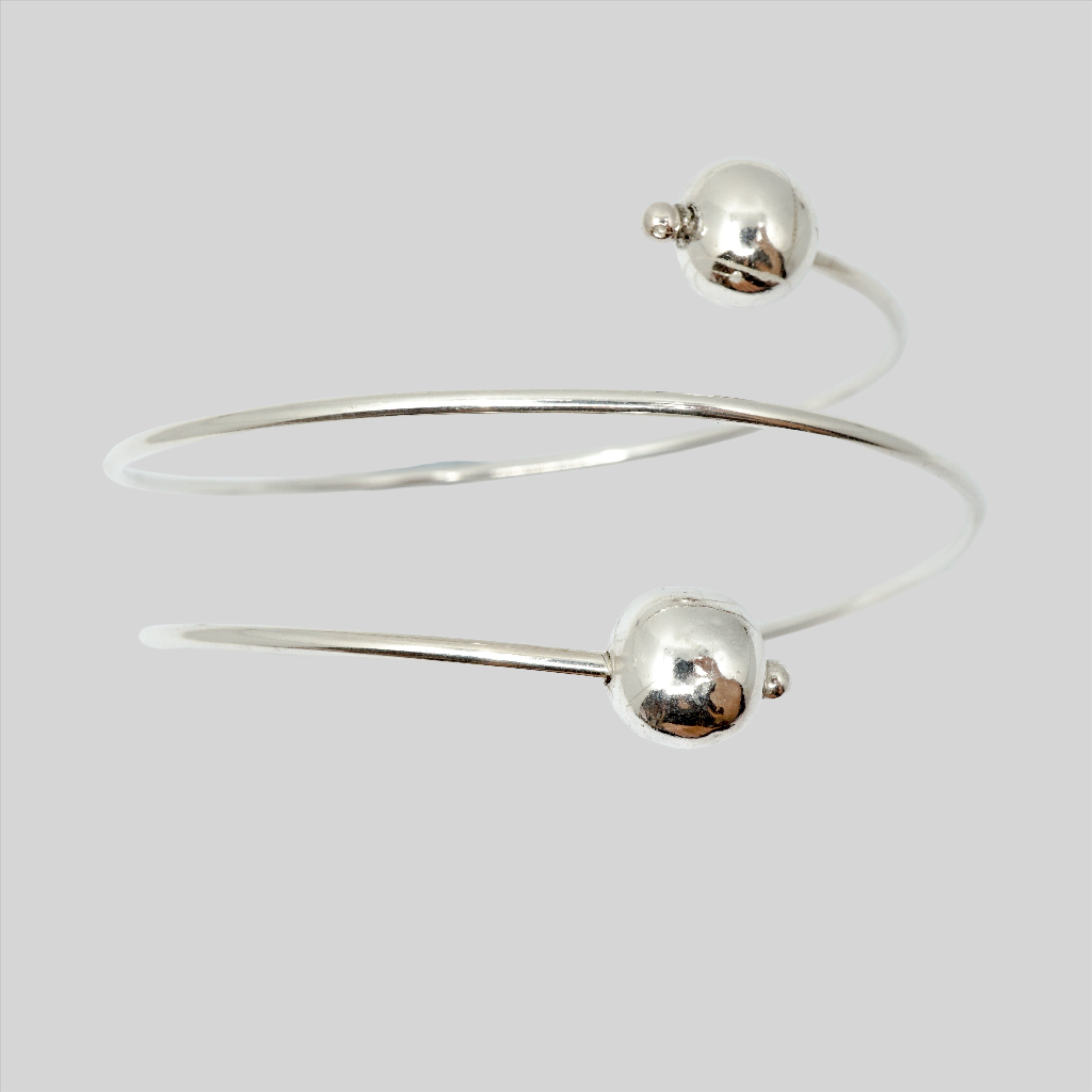 BUBBLE ARM CUFF – TABI DSGN