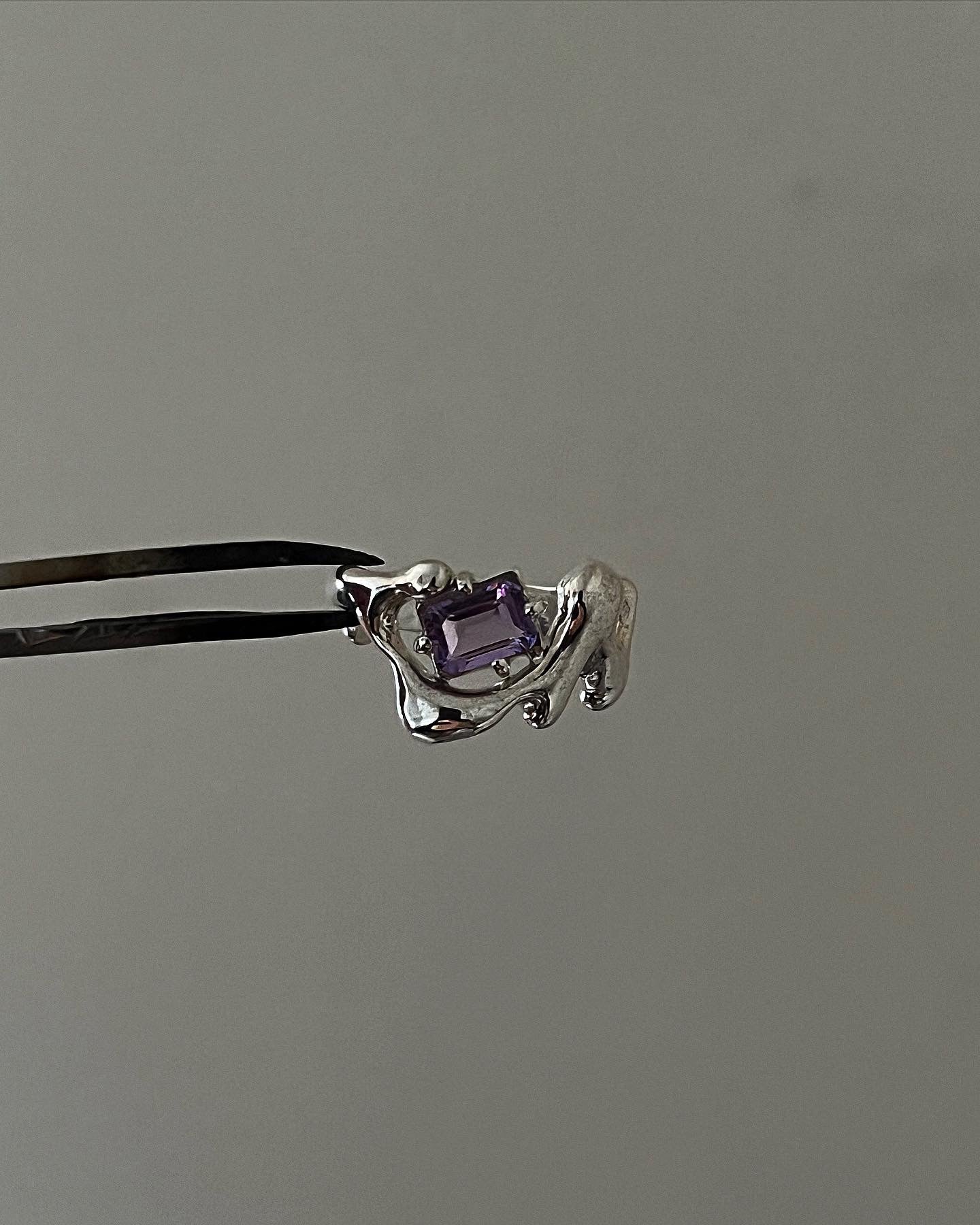 AMETHYST LIQUID METAL RING – TABI DSGN